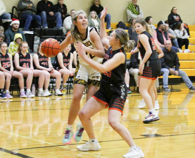 AC/DC LADY THUNDER DEFEATS SCOTLAND | Wagner Post